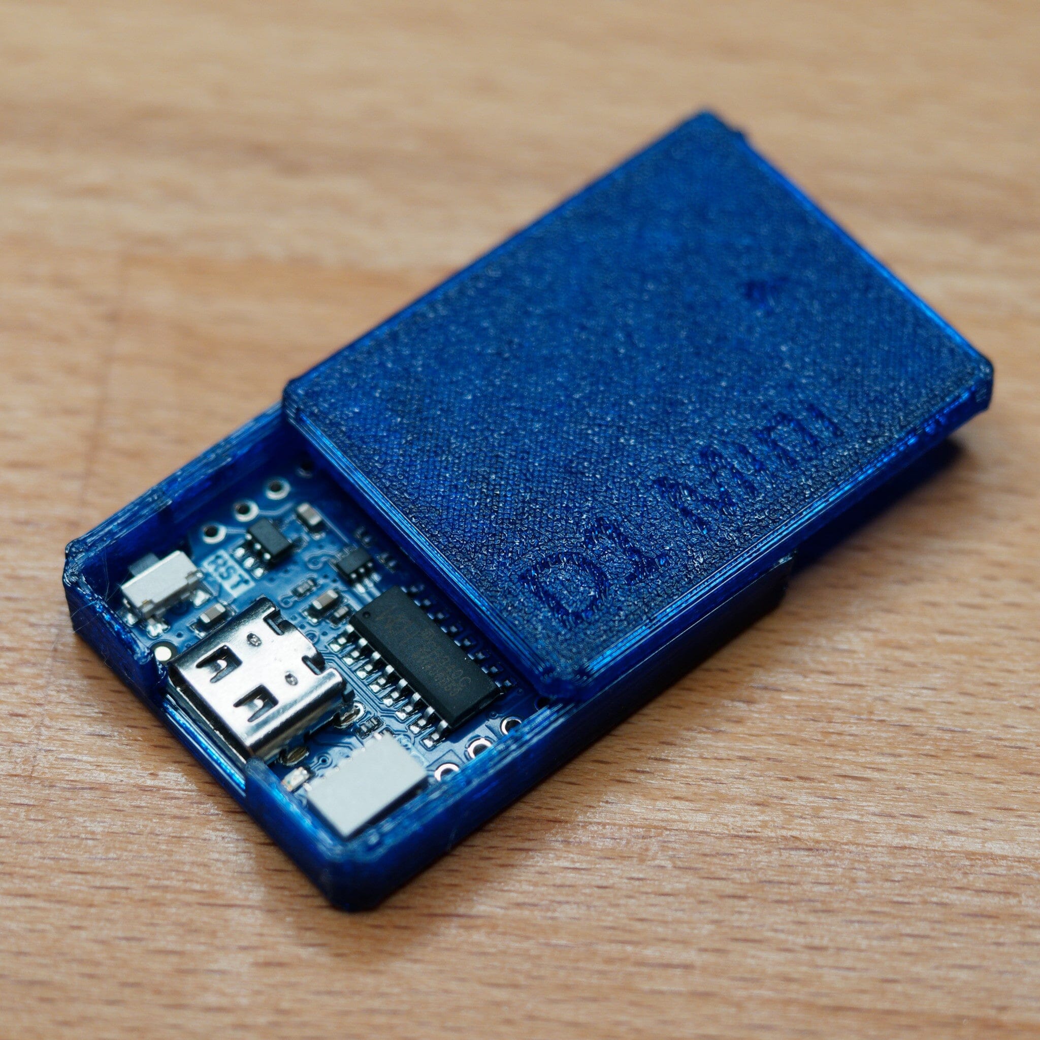 Deauther D1 Mini + Case – Spacehuhn